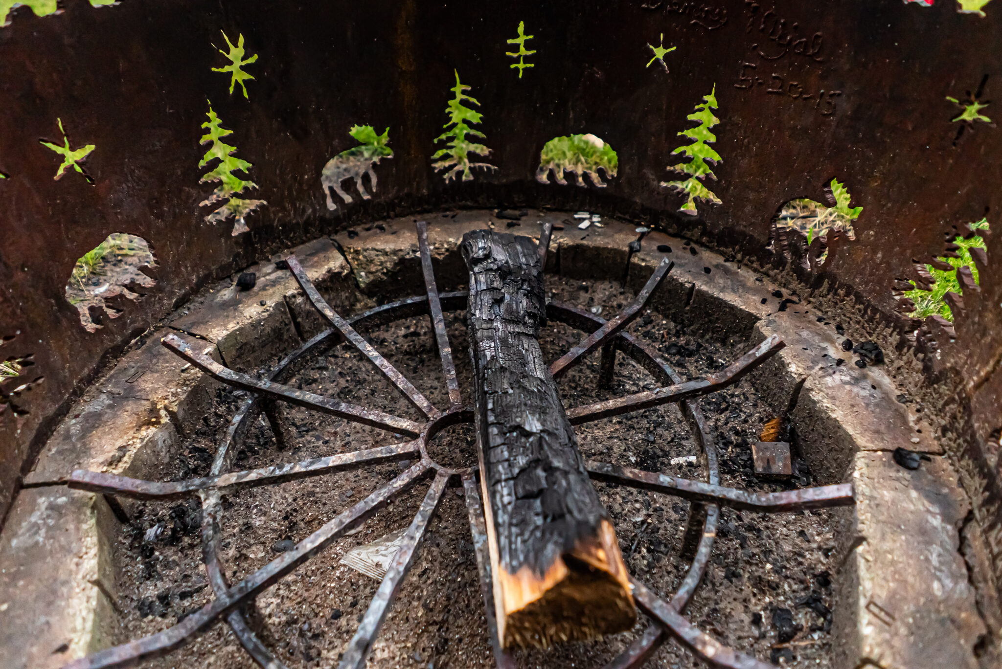 fire-pit-up-close – The Minimalist Fisherman