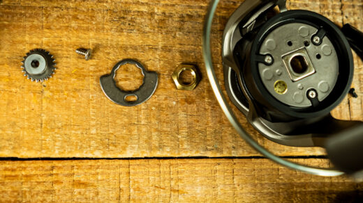 How to Lubricate a Spinning Reel (Oil & Grease Step by Step Fishing ...